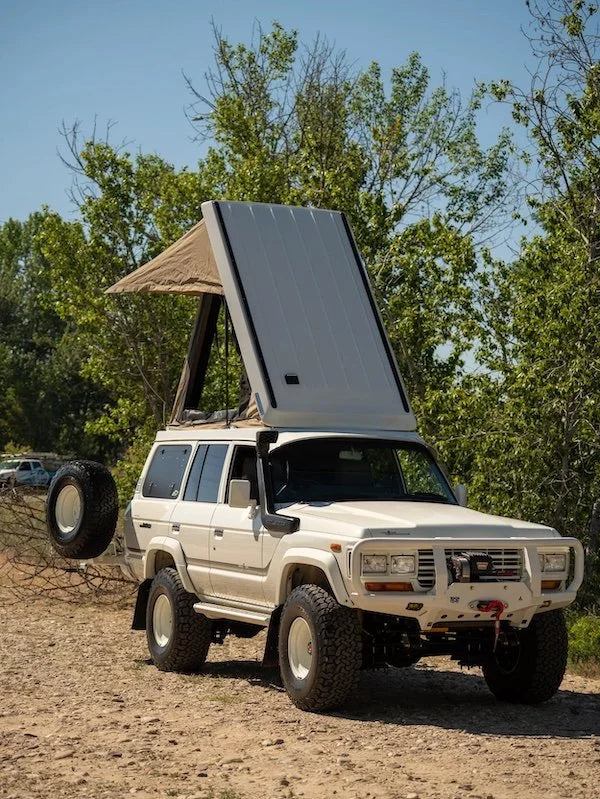 Headspace Roof Conversion – Toyota LC60 Series – Elevate Automotive